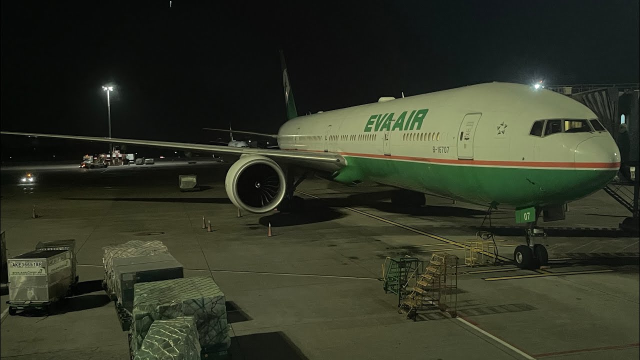 EVA Air 777-300ER Startup, Takeoff, & Landing (BR16 TPE-LAX) - YouTube