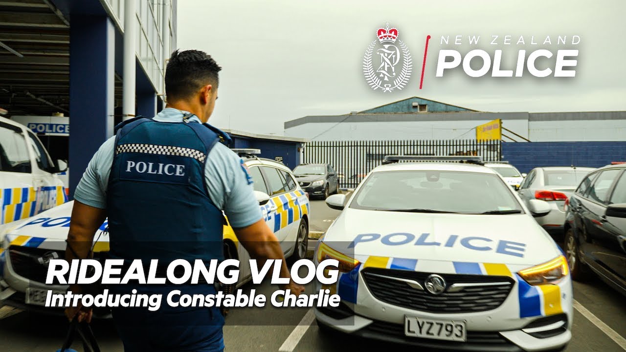 Introducing Constable Charlie | New Zealand Police Vlog S2 E01 - YouTube