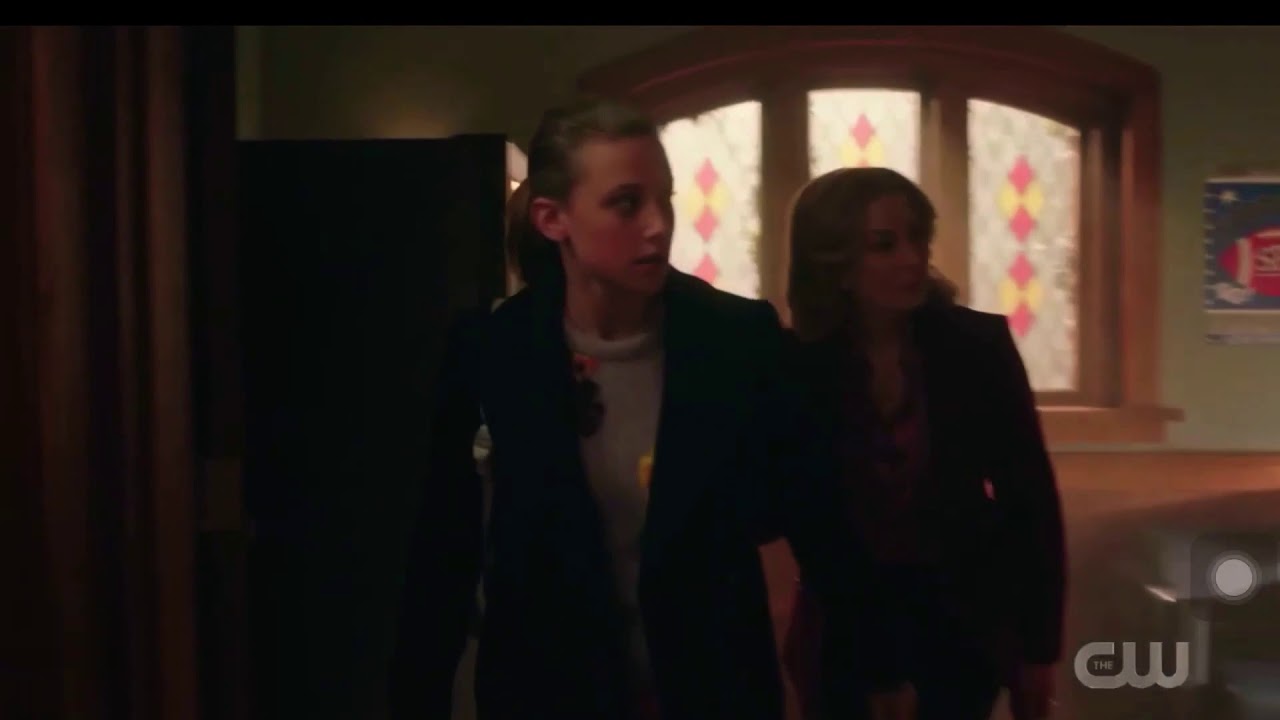 Riverdale episode 12 Jughead and Brett’s duel - YouTube