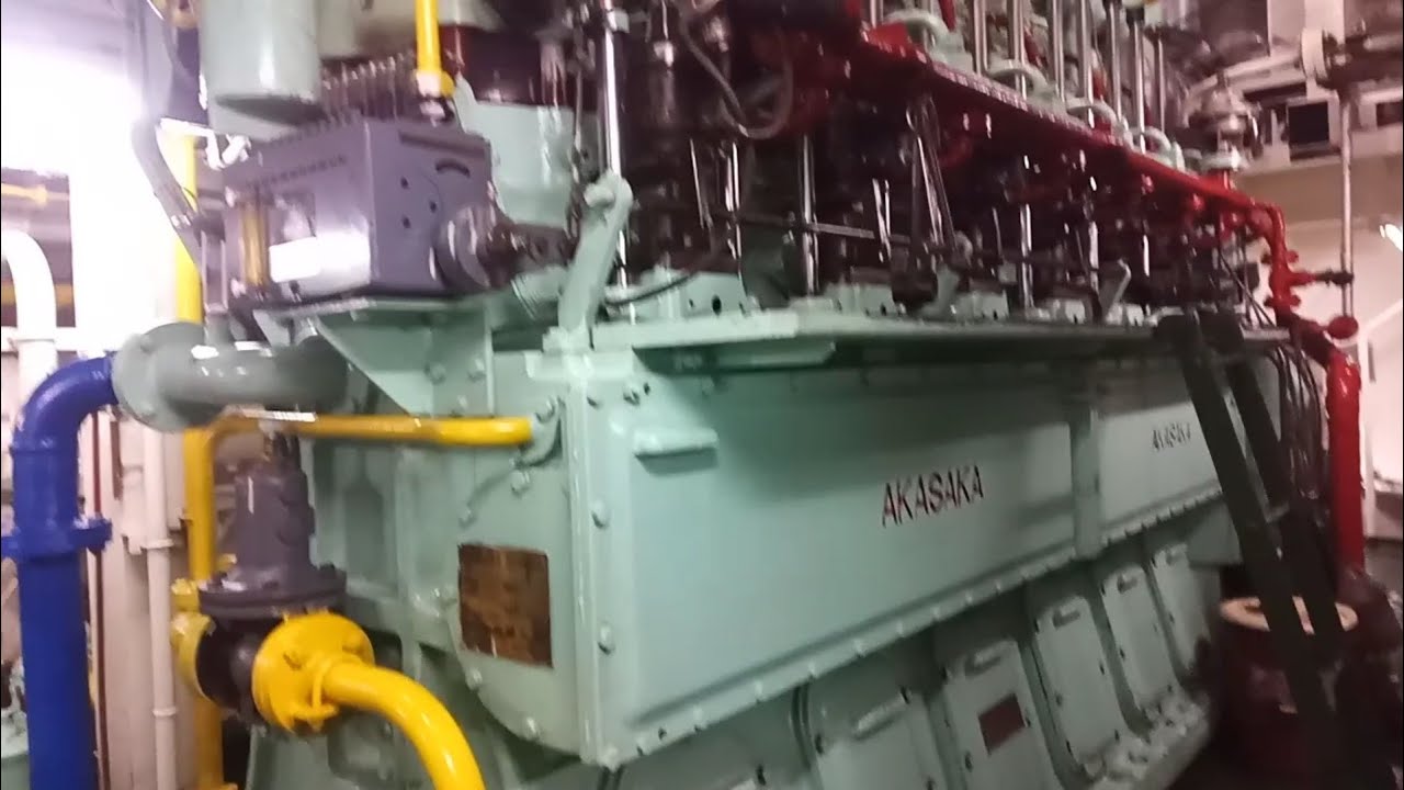 Engine model:AKASAKA/main engine MV SONATA - YouTube