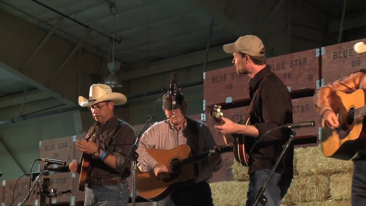 Prairie Flyer ~ Train 45 - YouTube