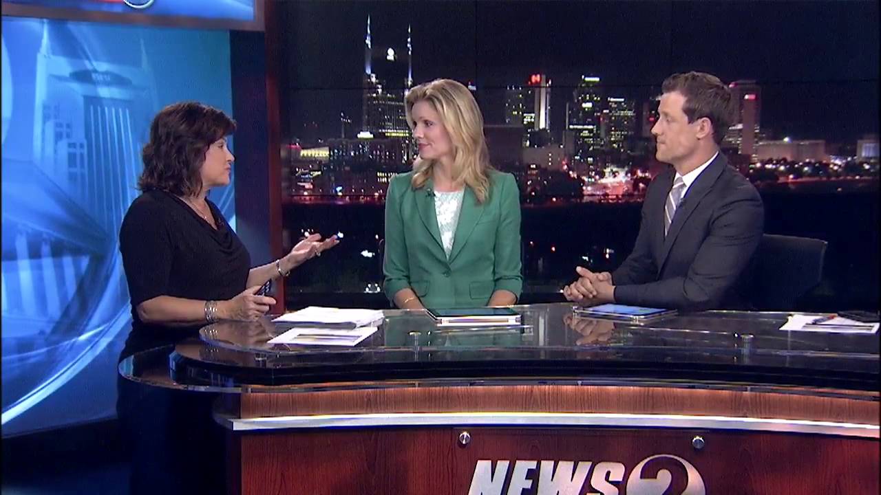 Derrel Martin, Larry Vannozi of the Nashville NWS pay tribute to Lisa ...