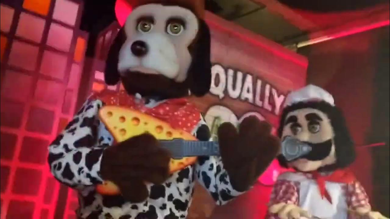 Chuck E Cheese Northridge Ca Lend A Helping Hand Youtube
