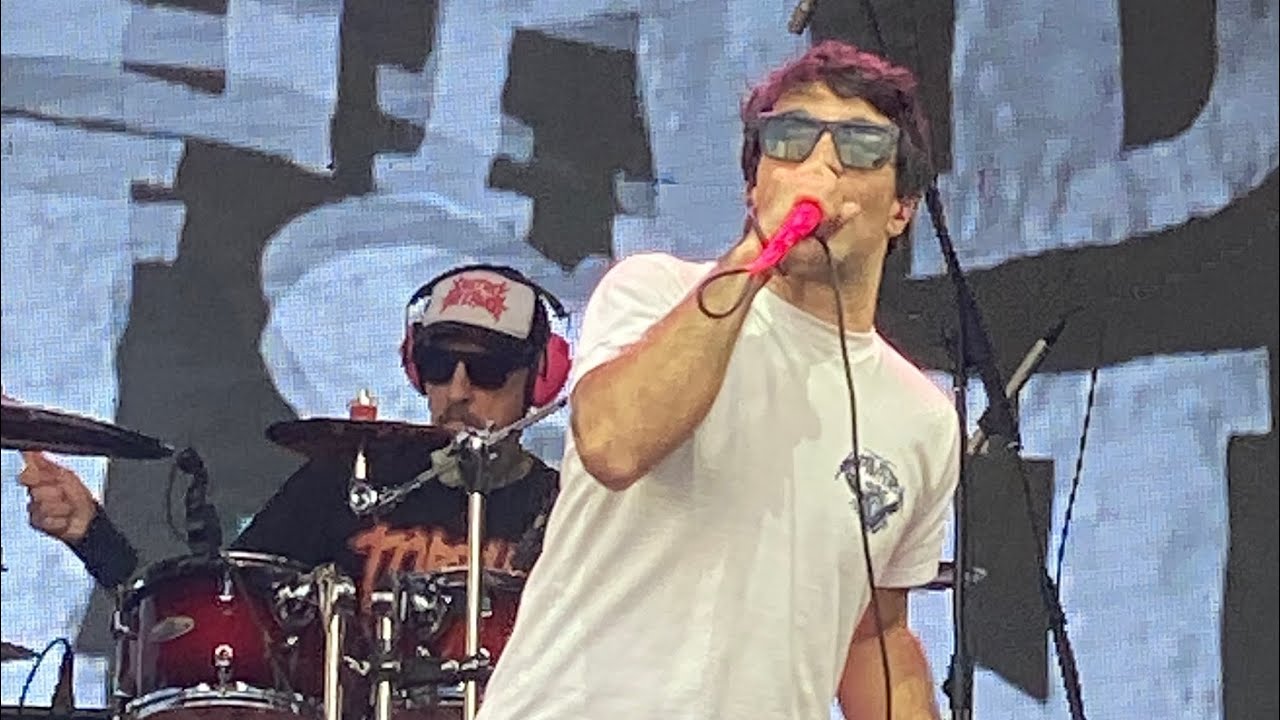 Dead Fish na Virada Cultural 2025 em São Paulo - YouTube