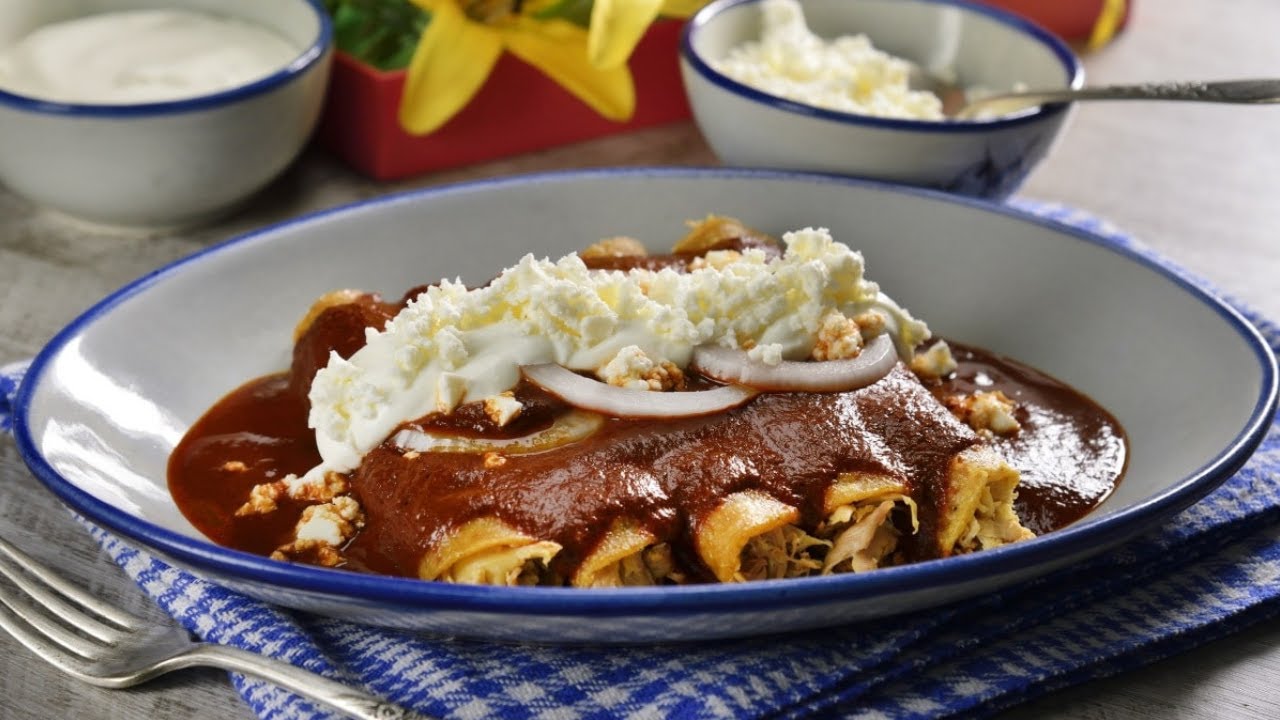 Enmoladas con Pollo - YouTube