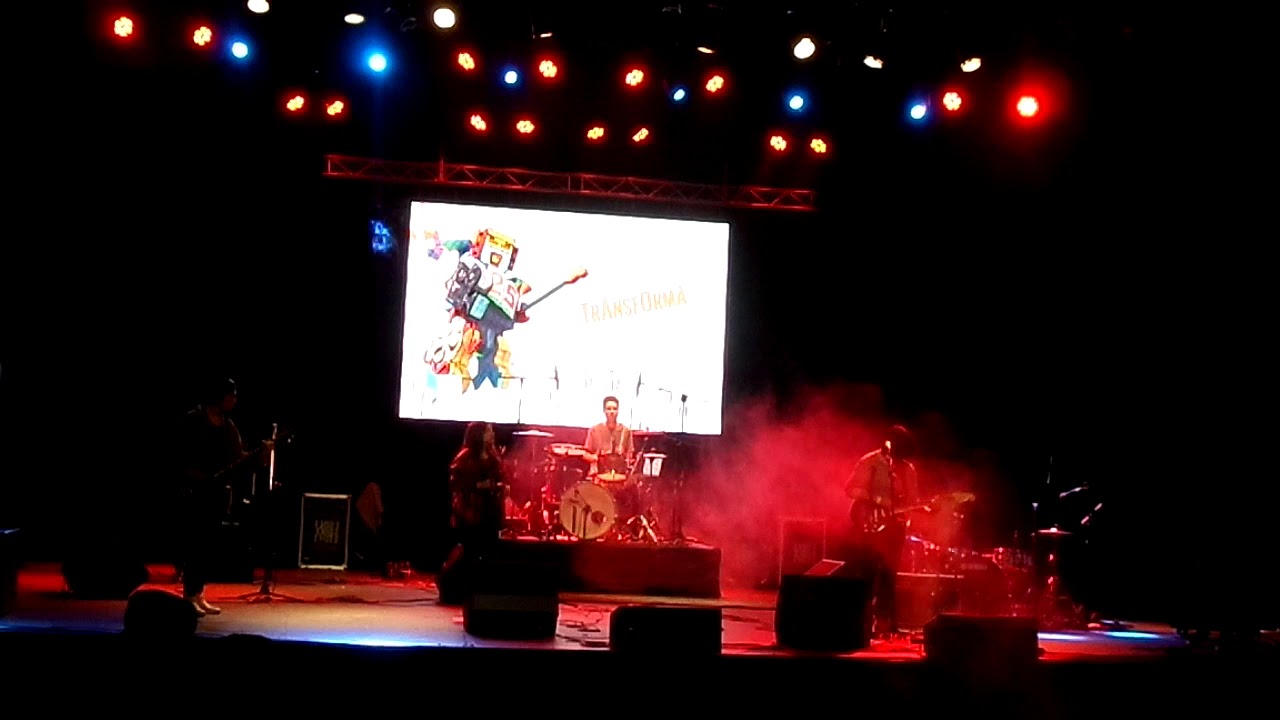 MAD VOX - EN VIVO - 25 AÑOS BAJ (BALMACEDA ARTE JOVEN) - VALPARAISO ...