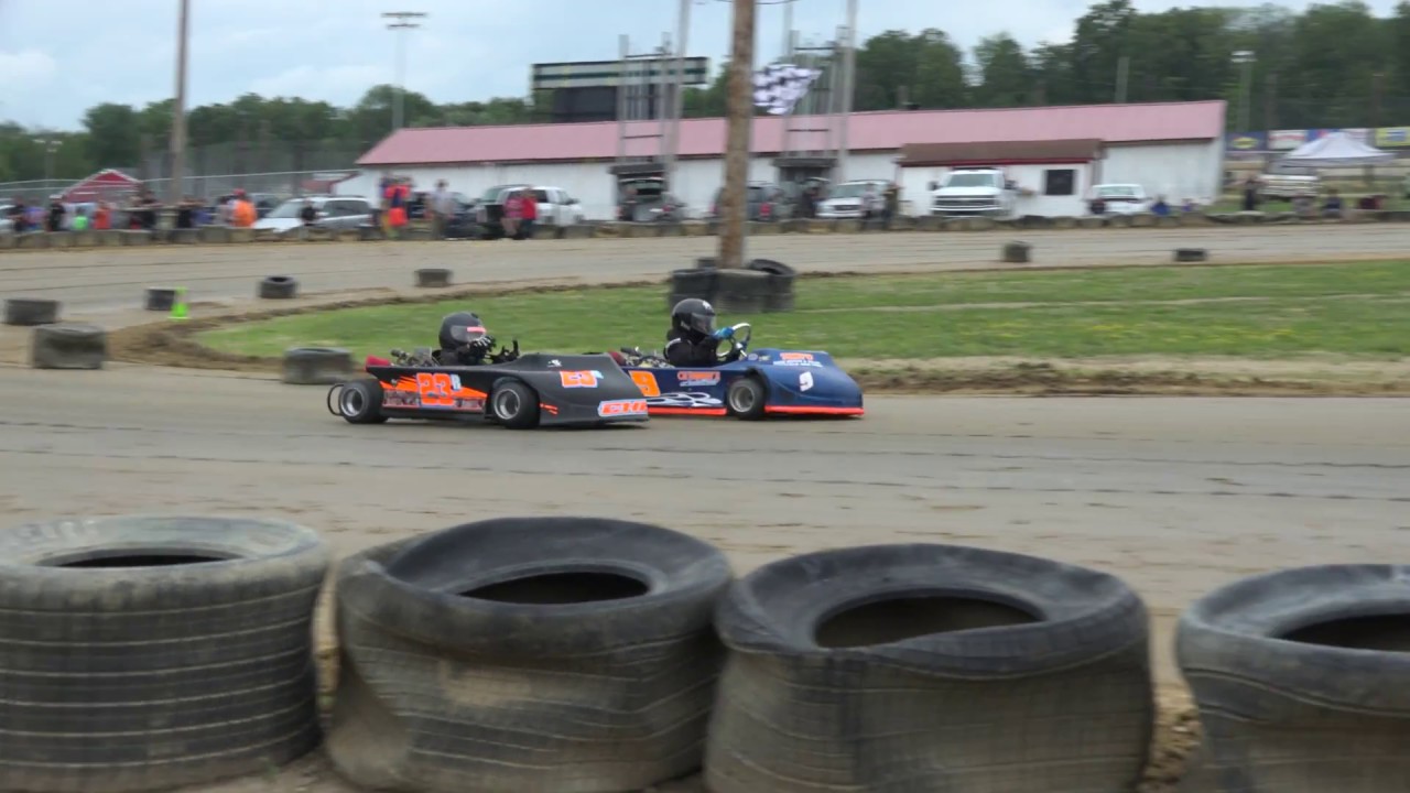 7-15-17 Stateline Speedway Karts Red Rookie Feature - YouTube