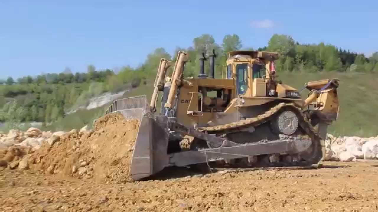 Caterpillar Cat D11 N - YouTube