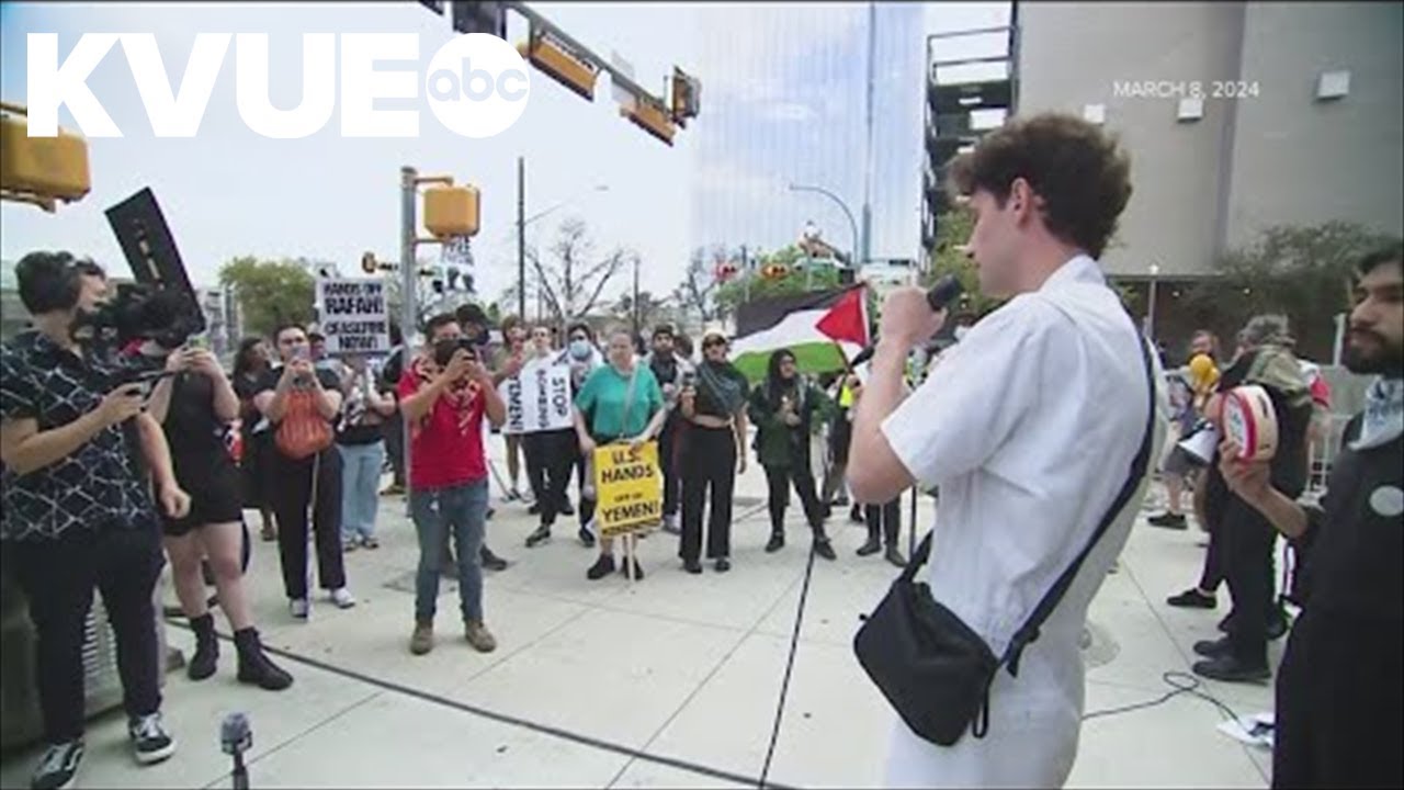 SXSW faces backlash over US Army sponsorship - YouTube