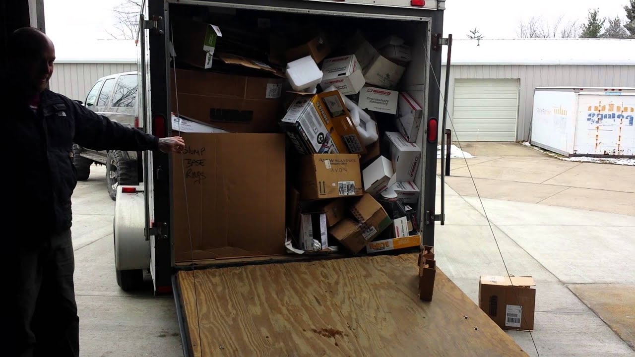 Smashing boxes - YouTube