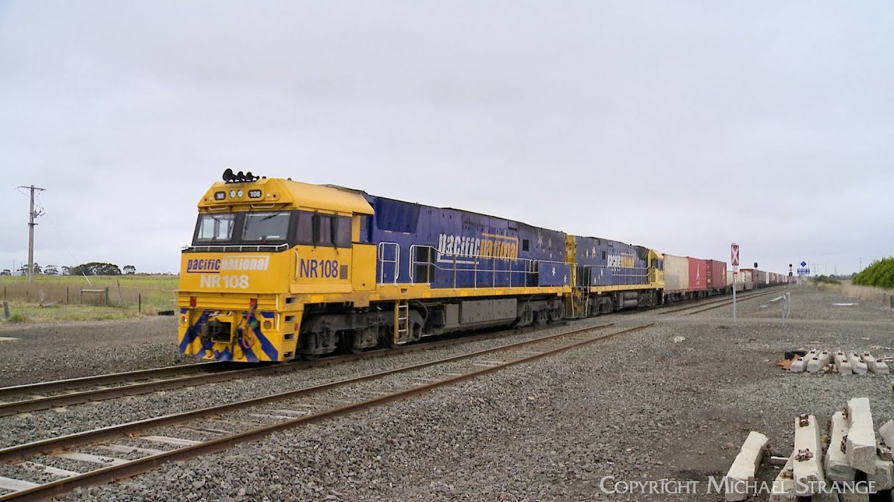 4PM6 Pacific National Container Train At Gheringhap Loop (10/12/2023 ...