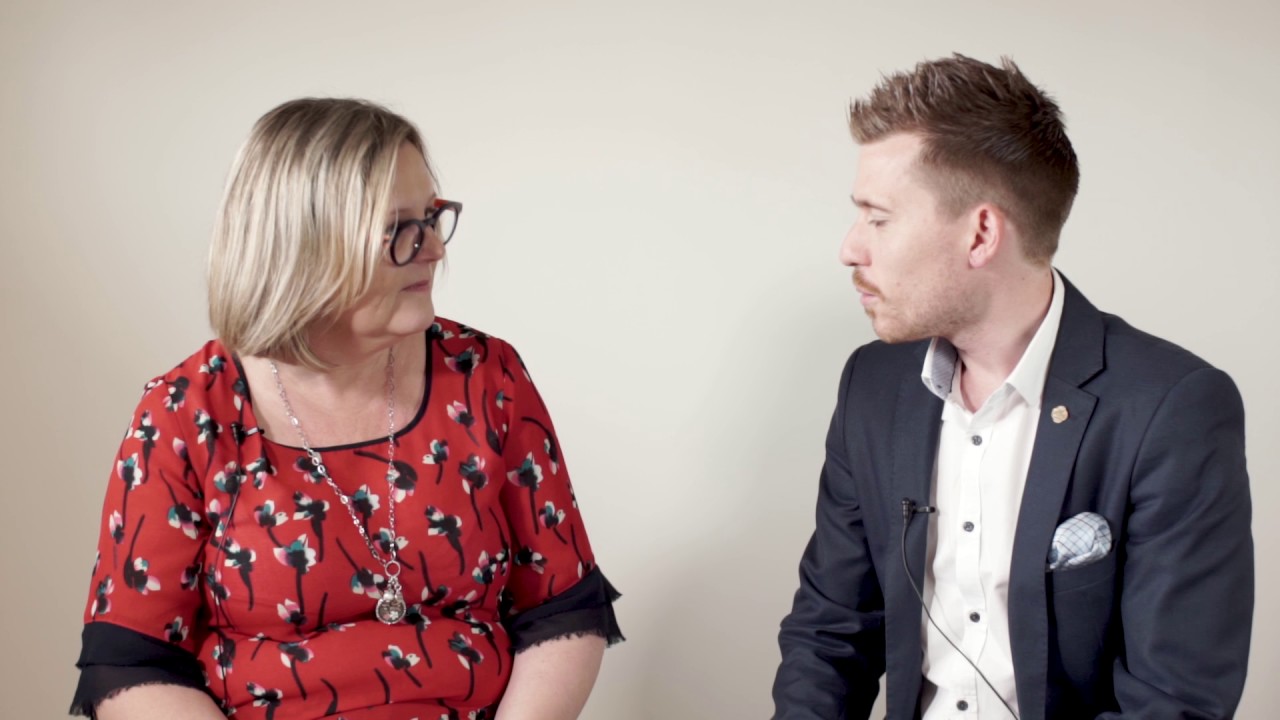 #smartersellsbetter with Rachel Millard, "Tall Poppy Franchise owner ...
