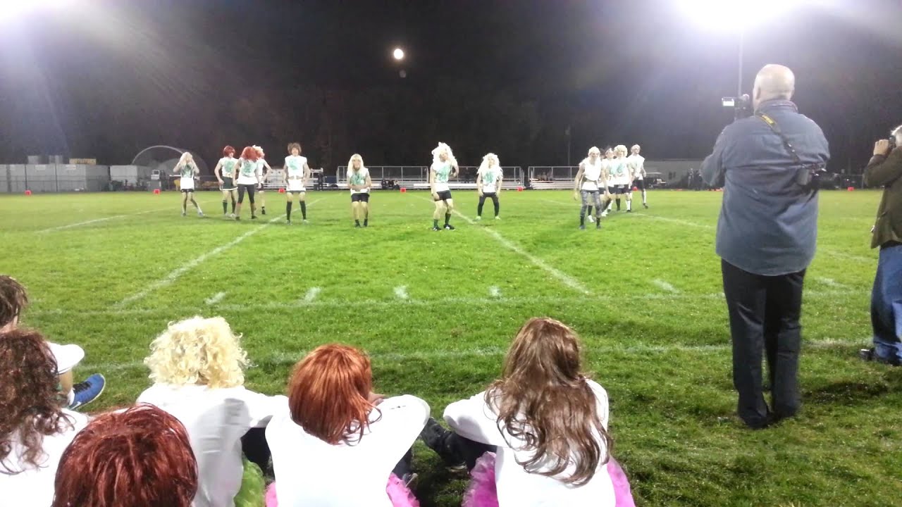 Minnechaug senior powder puff 2014 - YouTube