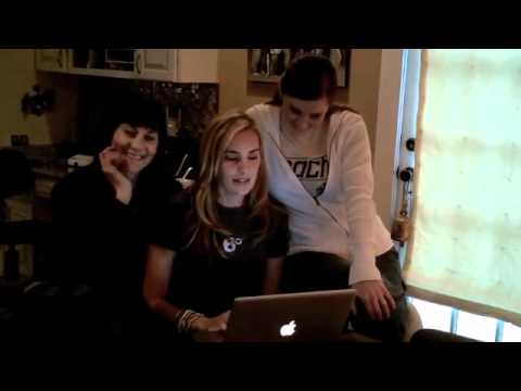 @shedaisy [http://twitvid.com/YASDL - SHeDAISY answers f...]