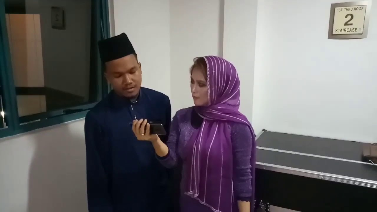 ahmad yasin & wan bassanova - lagu selasihku sayang - YouTube
