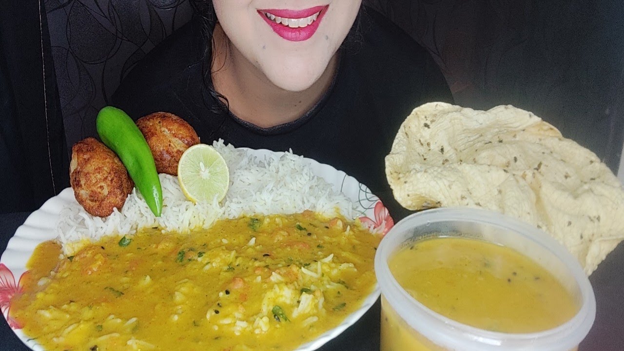 Eating dal chawal,bread roll,papad | eating show | Indian food asmr ...