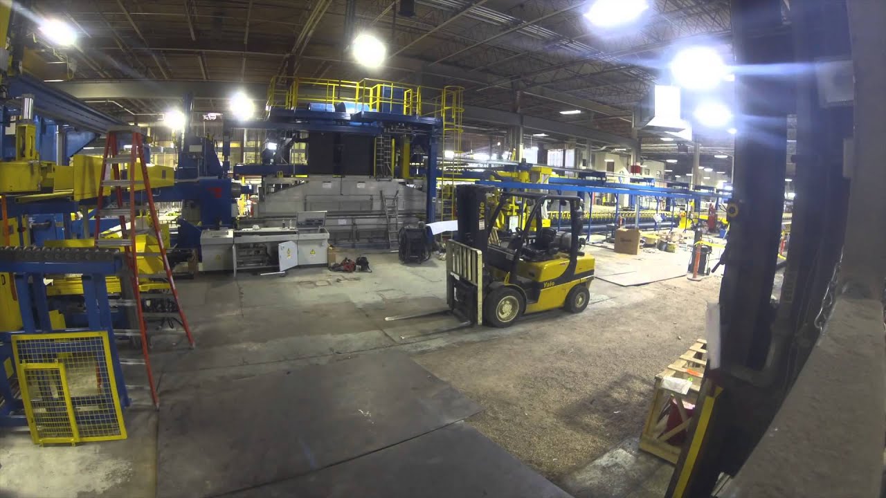 Presezzi Press at Futura Industries HD 1080p - YouTube