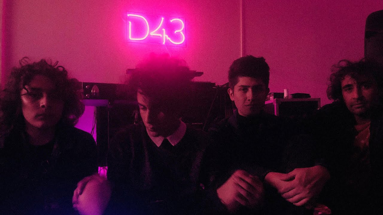 Entrevista a D43 en la previa de su show en TMO - YouTube