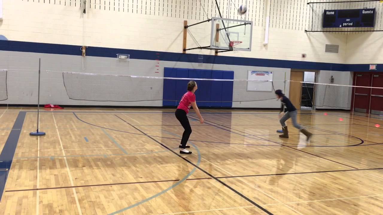 2 vs Themselves - Volleyball TGfU - YouTube