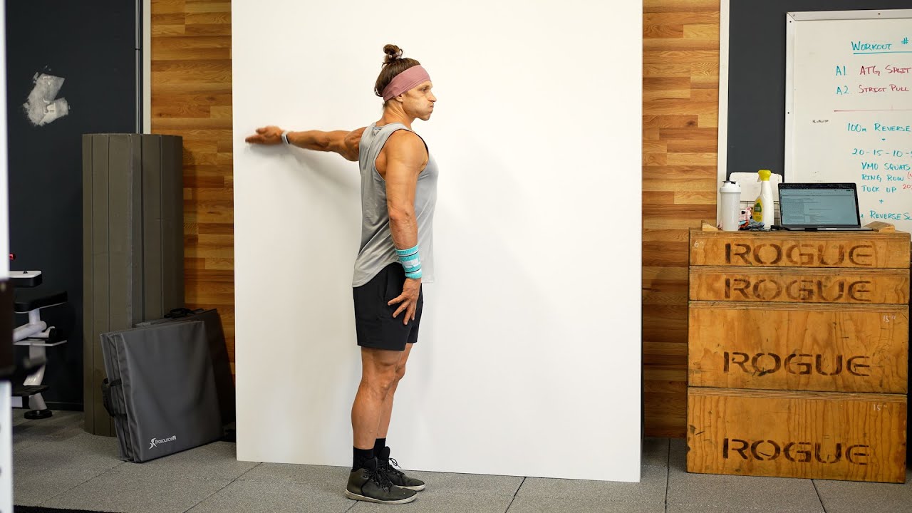 Forward Shoulder Wall Circles - YouTube