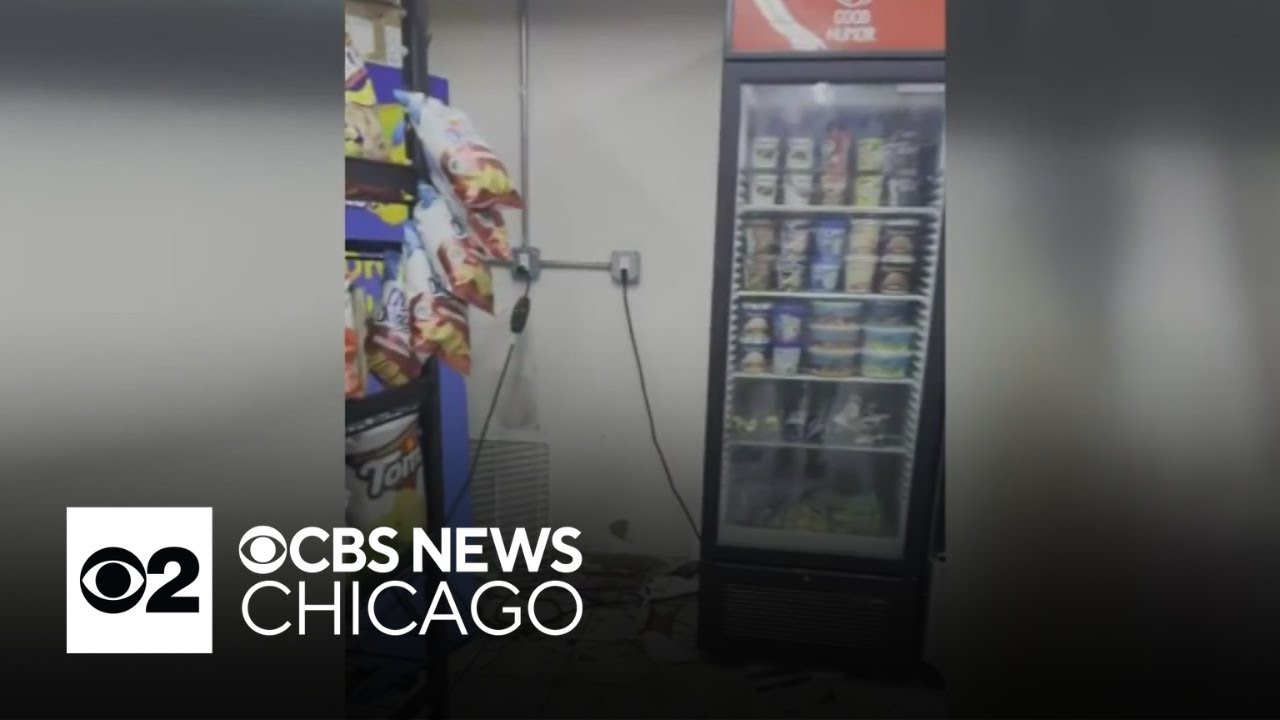 Burglars strike 3 times on Chicago's South Side, break through store ...