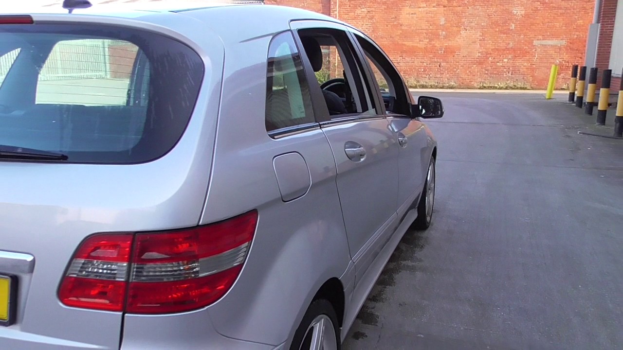 Mercedes-Benz B160 Blueefficiency Sport U211608 - YouTube