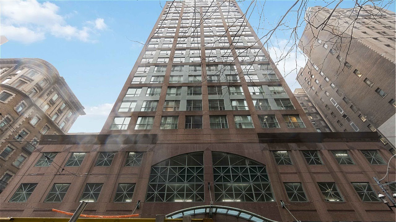 7 King Street East, Suite 2215, Toronto, ON - YouTube