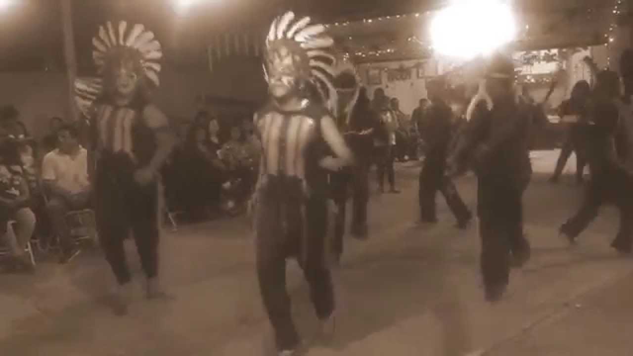 Danza de "Los Apaches" - YouTube