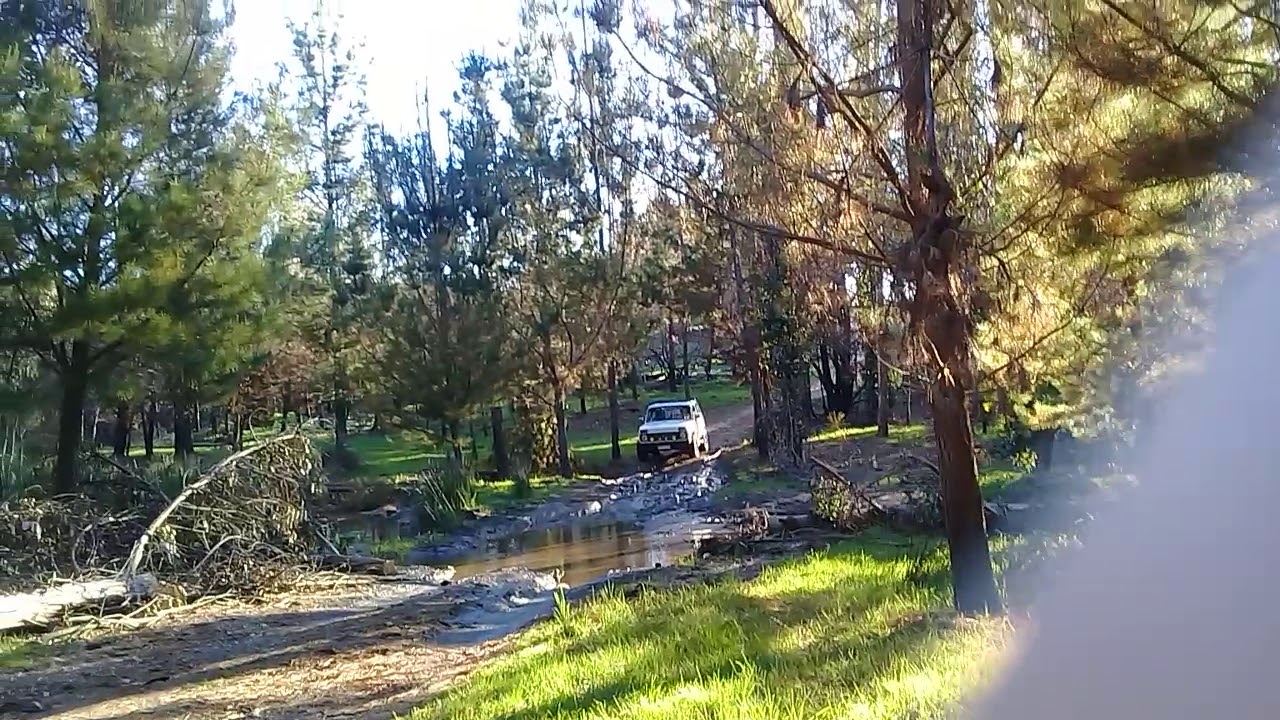 Lada niva 2 empedrado chile - YouTube