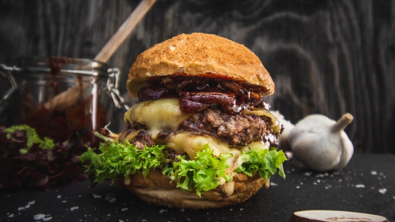 Best Picanha Burger you ever tasted !!! - YouTube