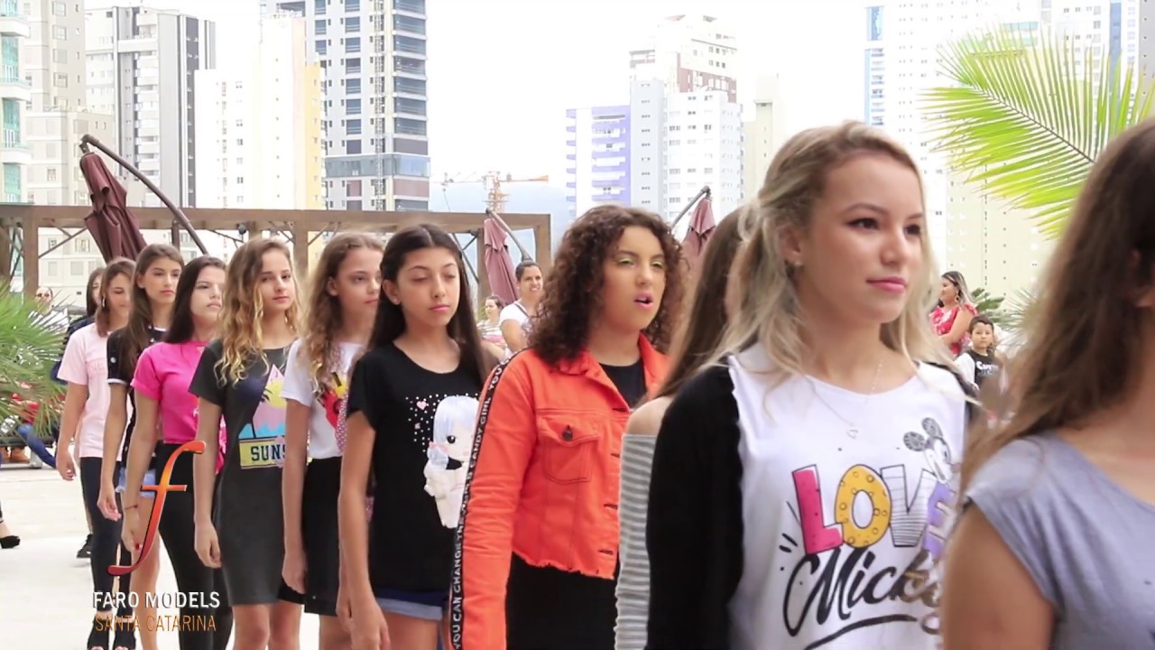 Faro Models Santa Catarina - YouTube