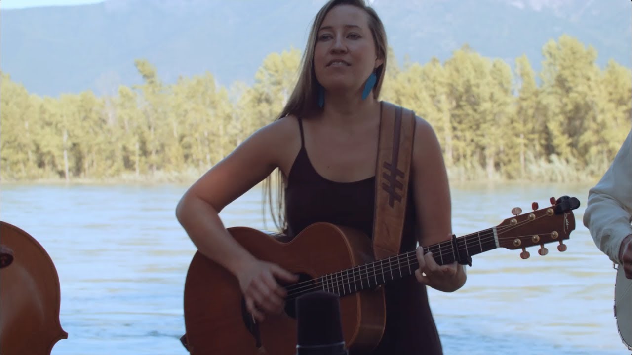 Michelle Rivers | "Gone" (LIVE) | The Flathead River Sessions - YouTube