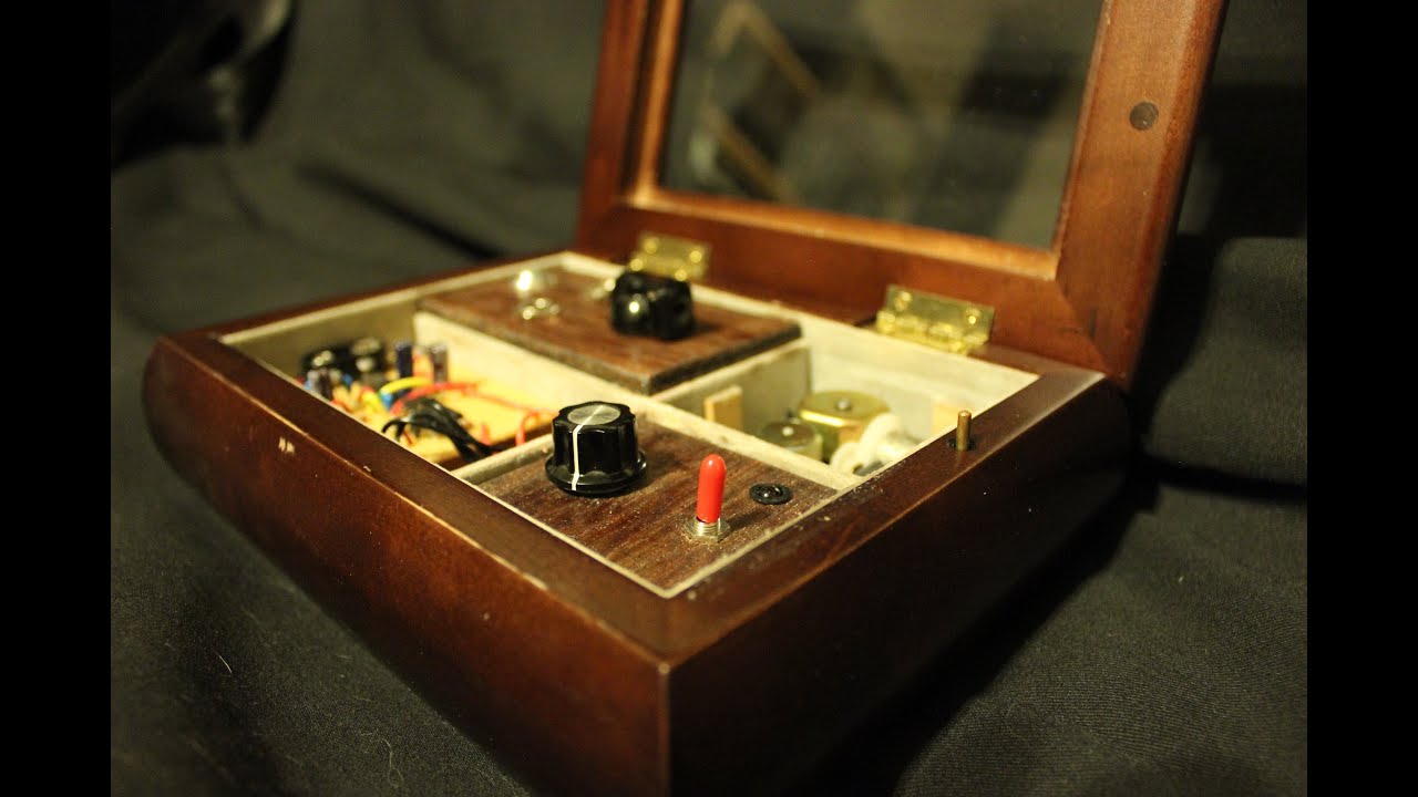 Handmade Analog Distortion/Modulation Music Box - YouTube