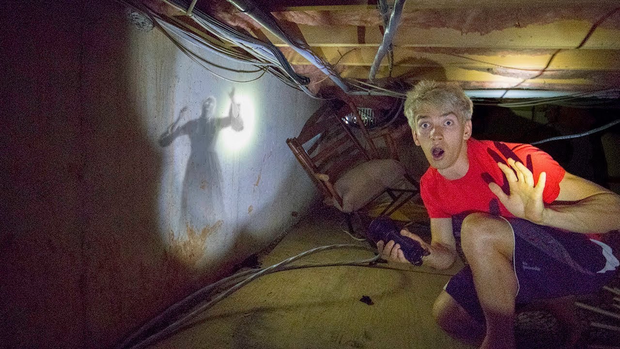 EXPLORING THE SHARER FAMILY SECRET HIDDEN ROOM!! (HAUNTED) - YouTube