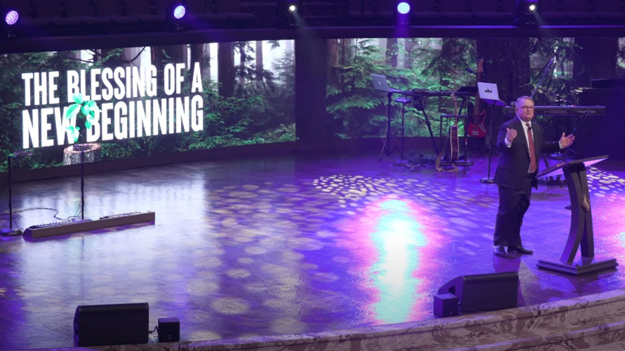 The Blessing of A New Beginning | Senior Pastor Kenneth Carpenter - YouTube