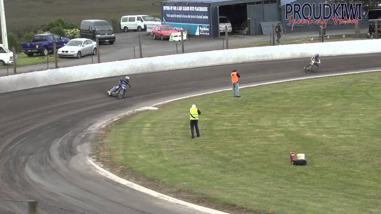 15a Billy Graham crash - Rosebank - YouTube