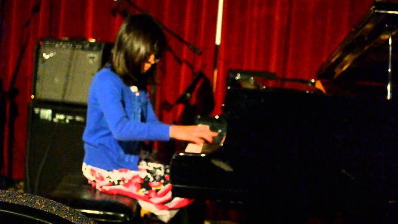 Erin Li 2013 Piano Recital Round 3 - YouTube
