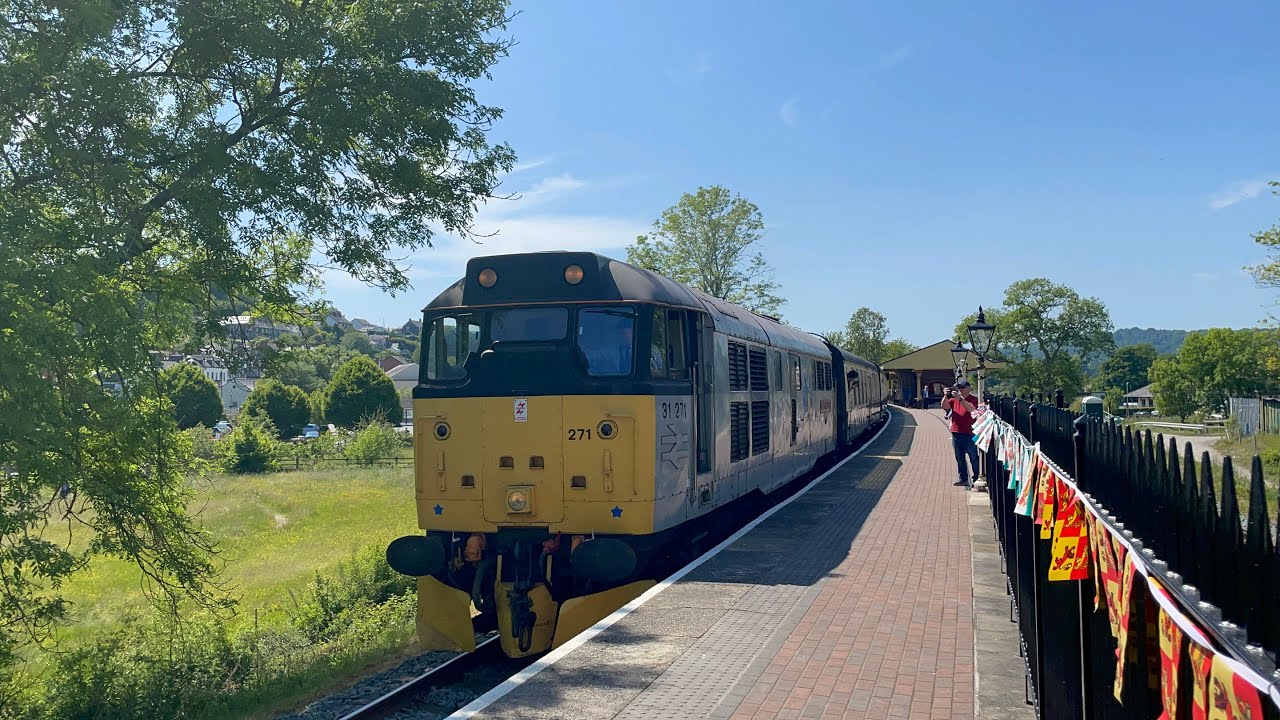 Corwen Station Grand Opening & Llangollen Railway - YouTube