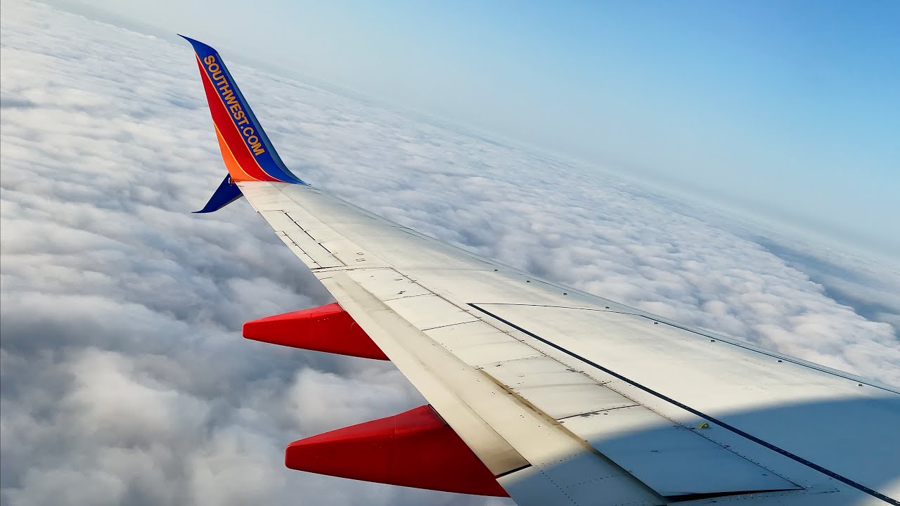 [4K] – Overcast & Humid San Diego Takeoff – Southwest – Boeing 737-800 ...