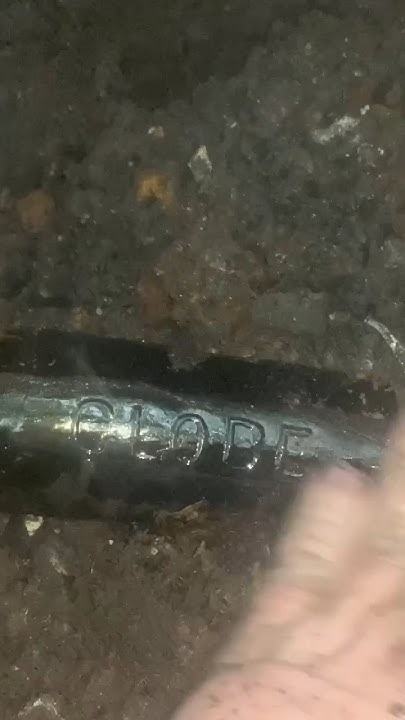 globe company Glasgow beer bottle found bottle digging scotland - YouTube