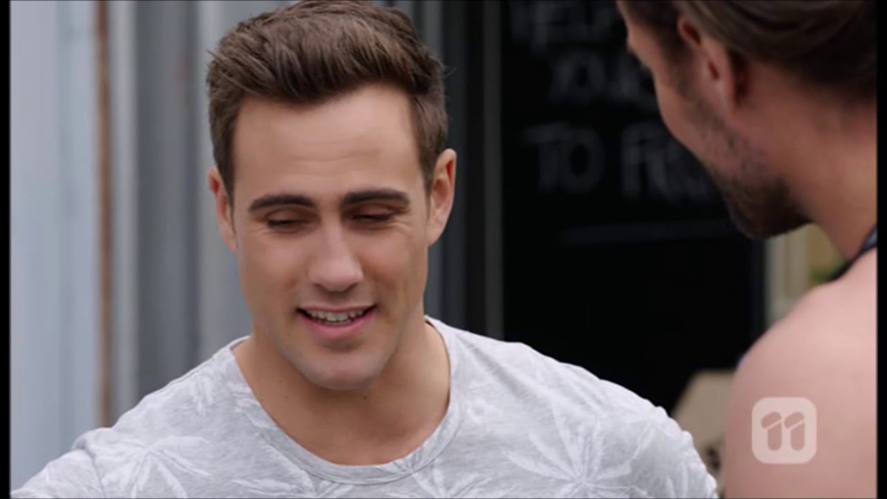 [Neighbours] 7752 Lyle & Aaron & Rory Scene - YouTube