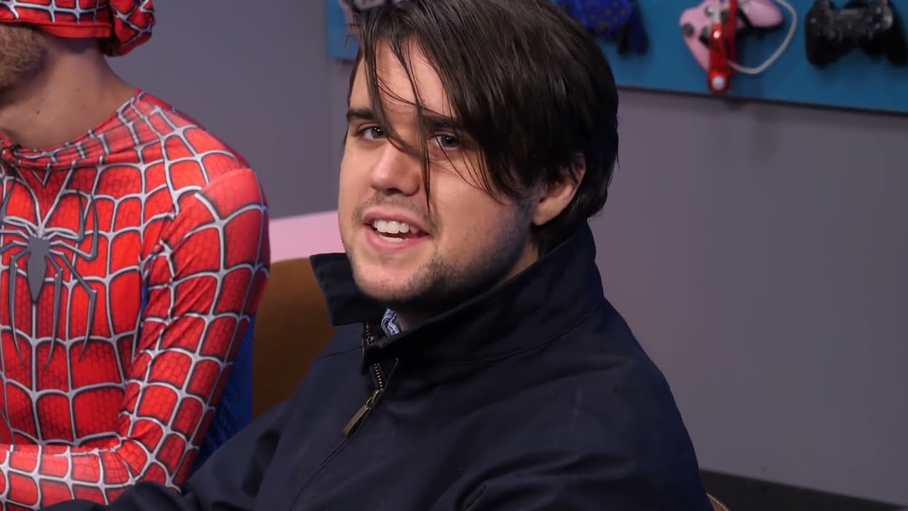 Spencer Agnew digs his way to the topp | SMOSH GAMES | - YouTube