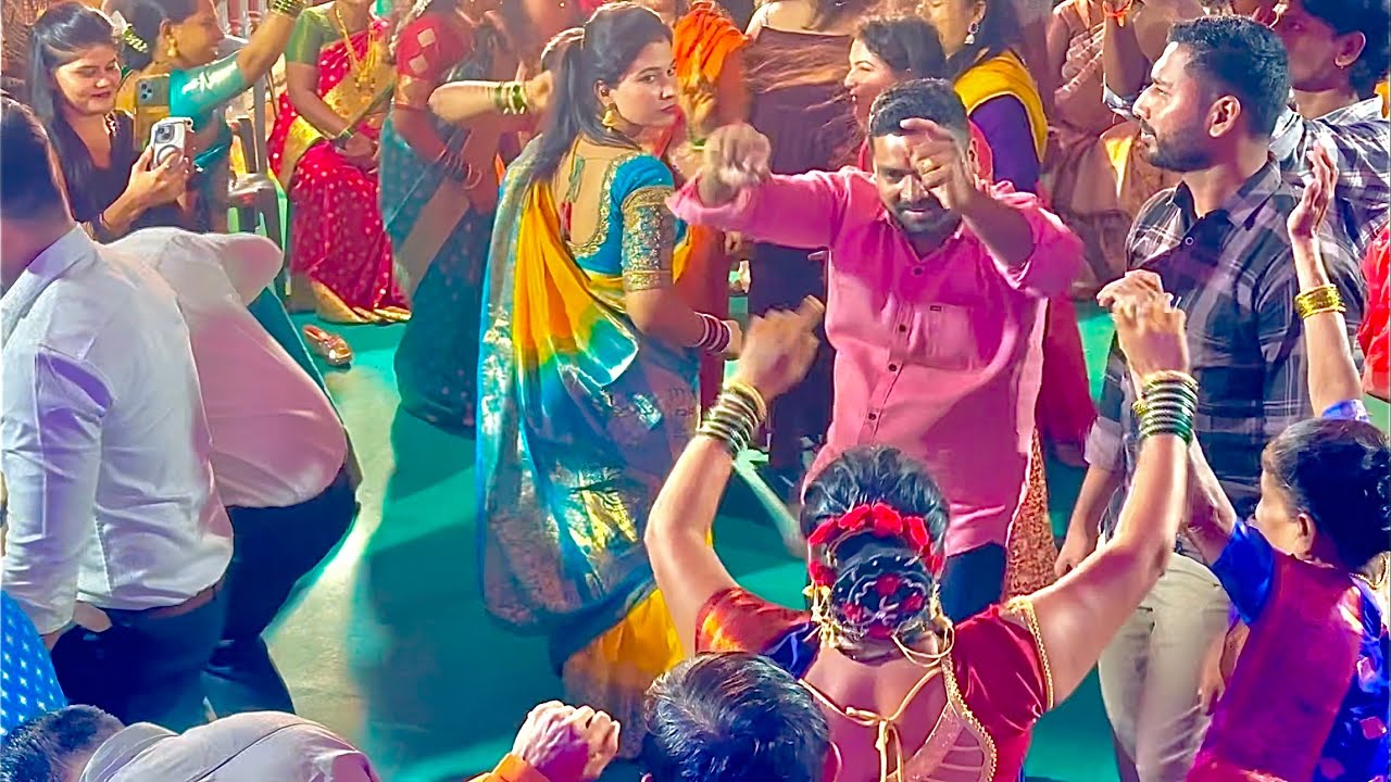 ह्यां PUBLIC la तर पुर्ण NONSTOP MIX SONG वर नाचवलं |Rahul Beats Mahim ...