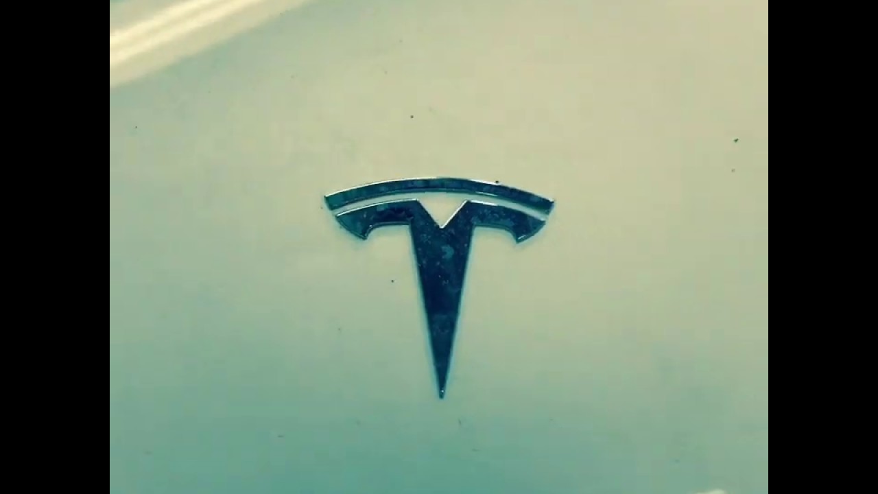 Tesla Body Line Dent Repair Extreme Dent Repair - YouTube