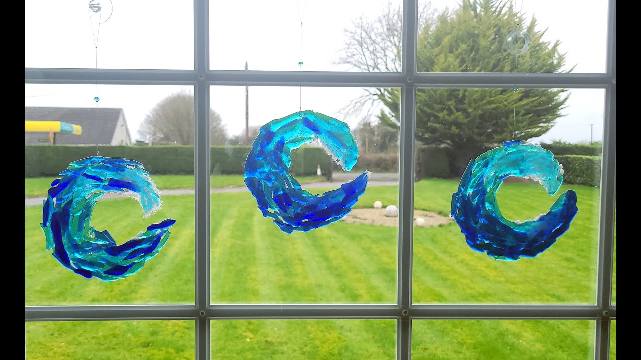 Making a wave in Fused glass - YouTube