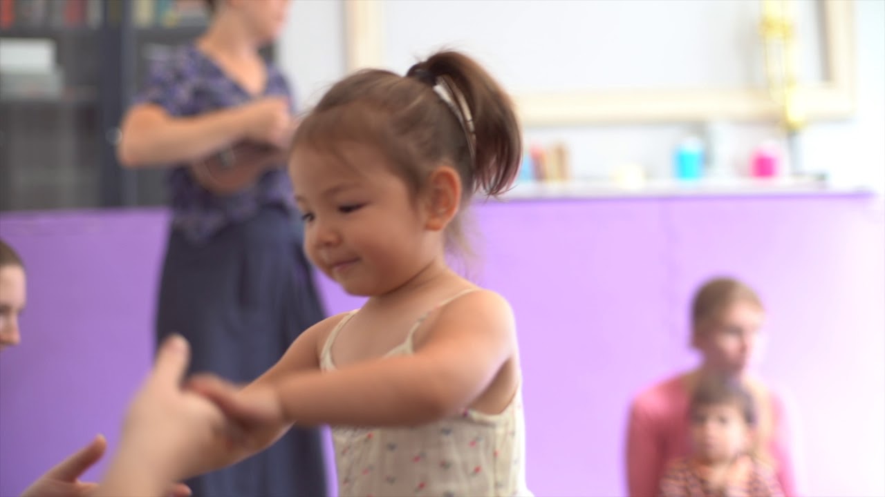 First Steps in Music in London - Gordon's Music Learning Theory - YouTube