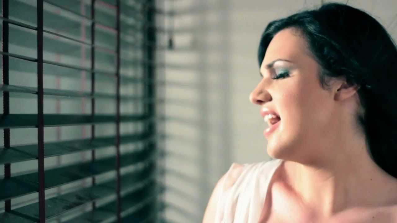 Dunja Fazlić-S jastuka [OFFICIAL HIGH DEFINITION VIDEO] - YouTube