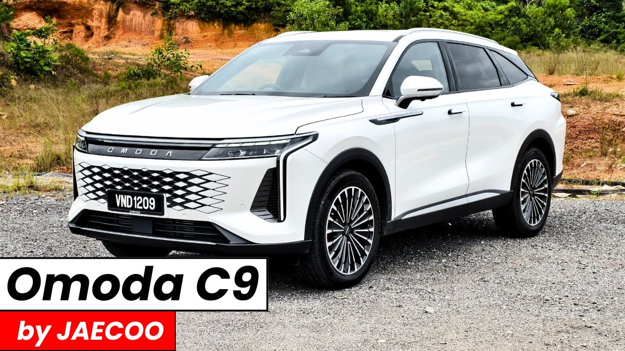 Omoda C9 by Jaecoo Review: A Stylish SUV with premium features at a ...