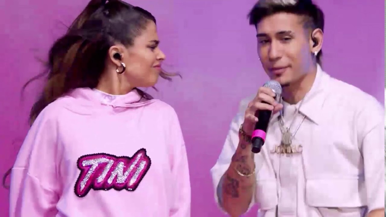 Tini - Duele (EN VIVO) ft. John C - Streaming Claro 2020 - YouTube