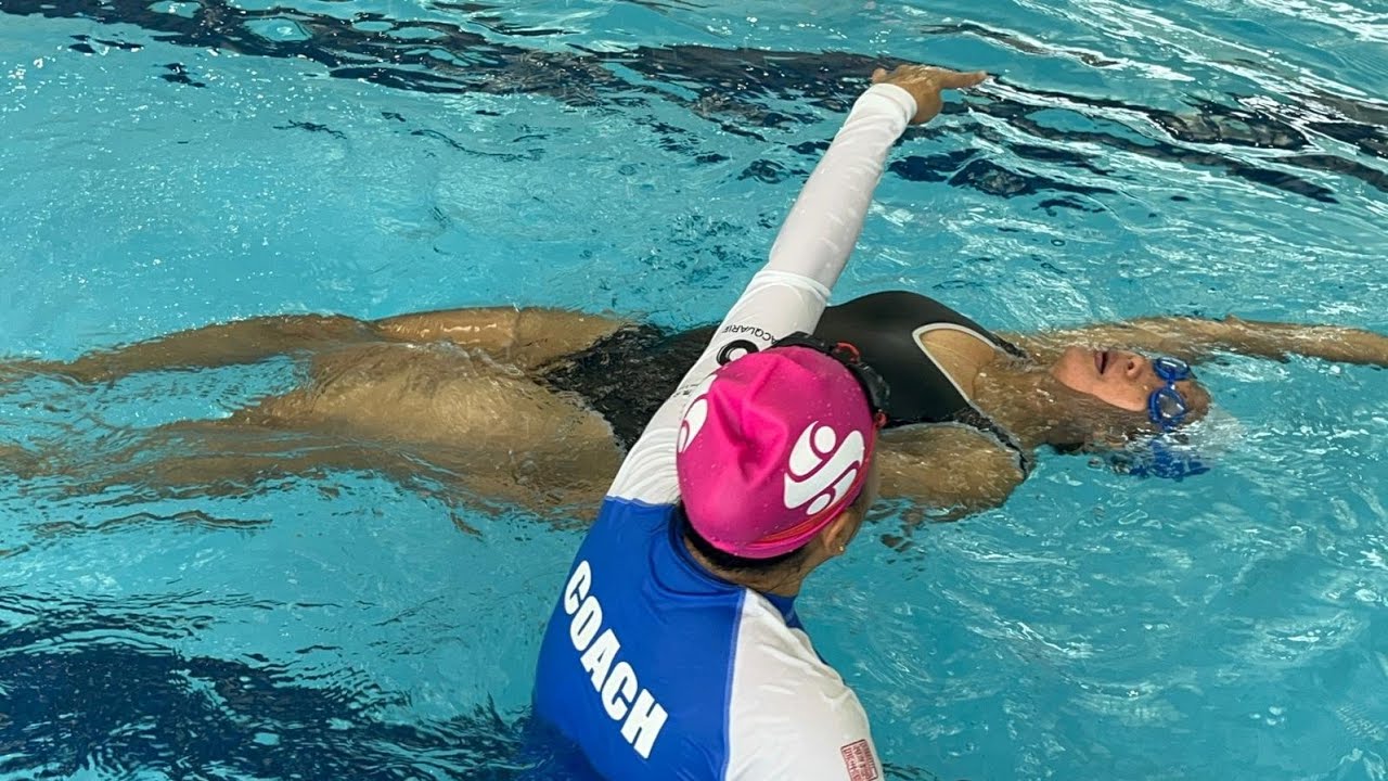 7th session swimming lesson Splash Foundation - YouTube